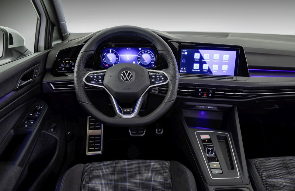 Volkswagen Golf VIII 2.0 TDI (115 Hp)